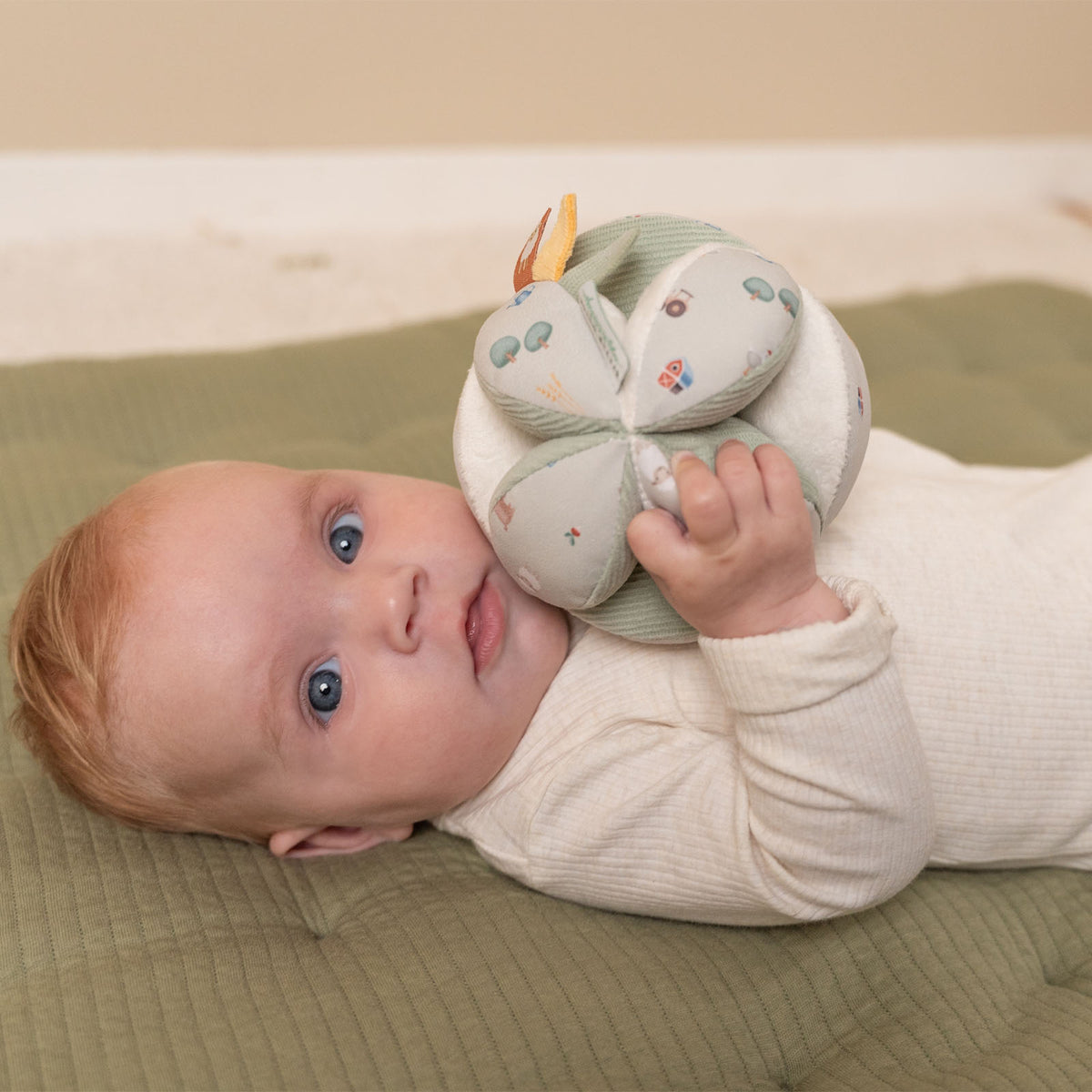 Little Dutch – Page 3