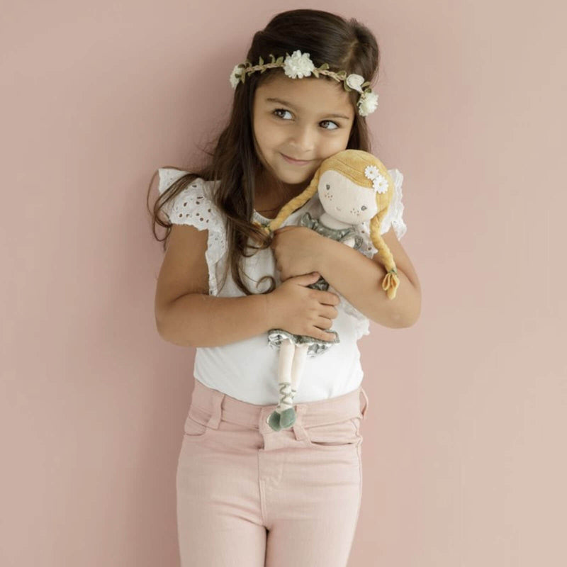 Little Dutch – Page 2